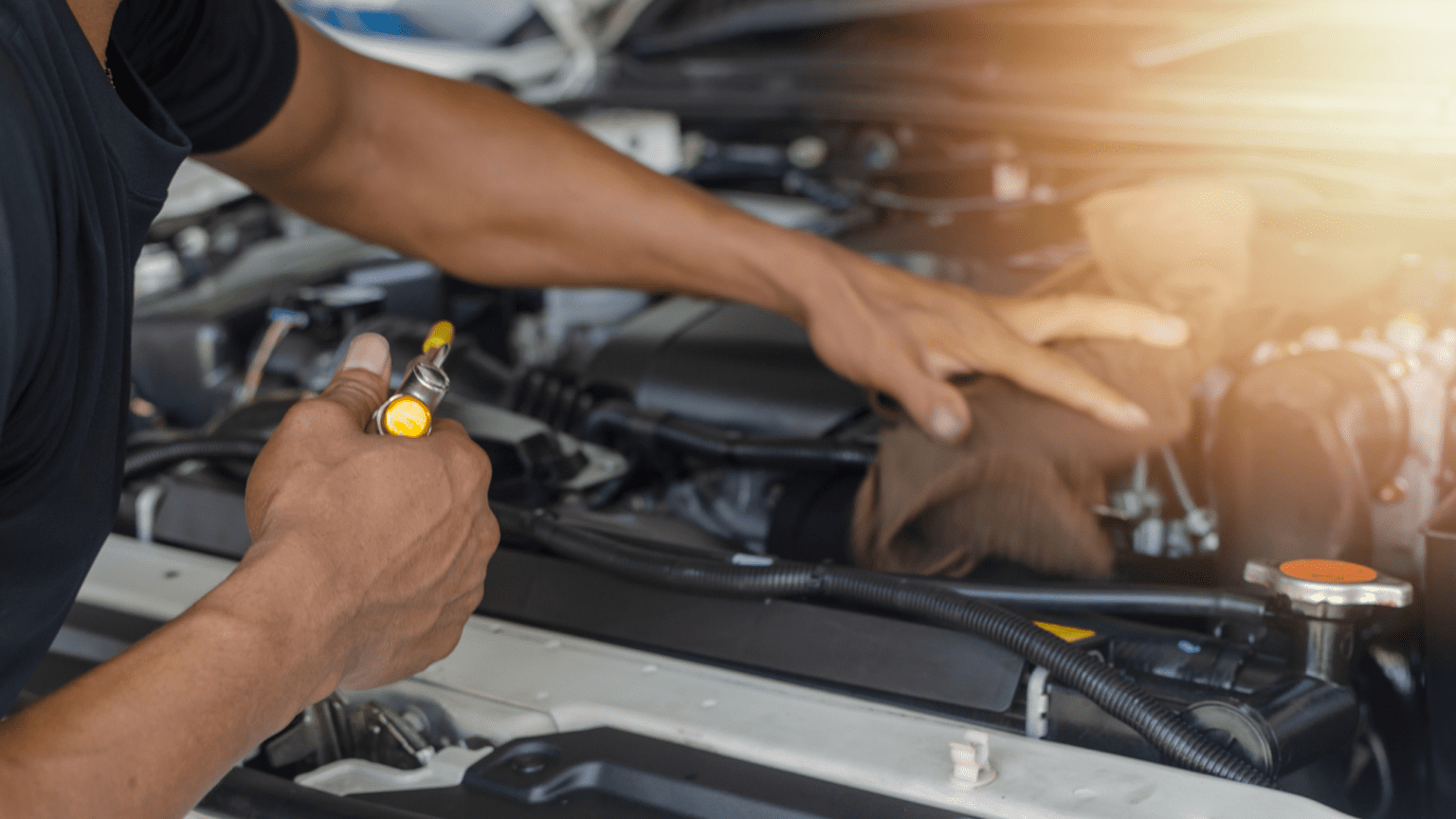 Land Rover Engine Overheating: Common Causes & Repairs | HEART ...